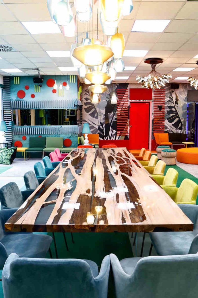 Arredamento GF vip, chi ha realizzato i pezzi di design | DesignMag