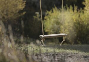 Altalena fai da te in giardino, costruiscila in pochi e semplici passi ...