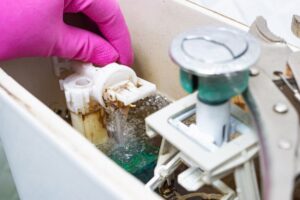 La cassetta dello scarico del wc ad incasso perde acqua? Come muoversi ...