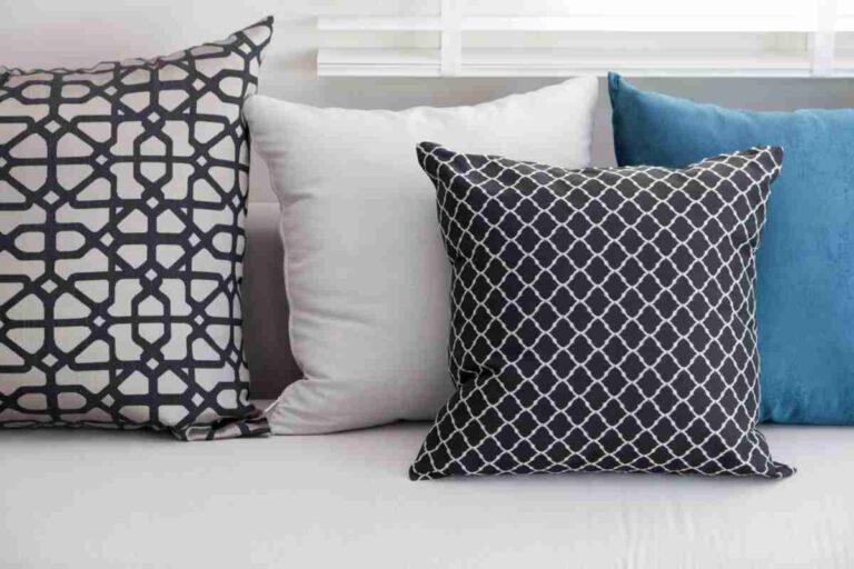 Cuscini del divano, come scegliere il colore | DesignMag